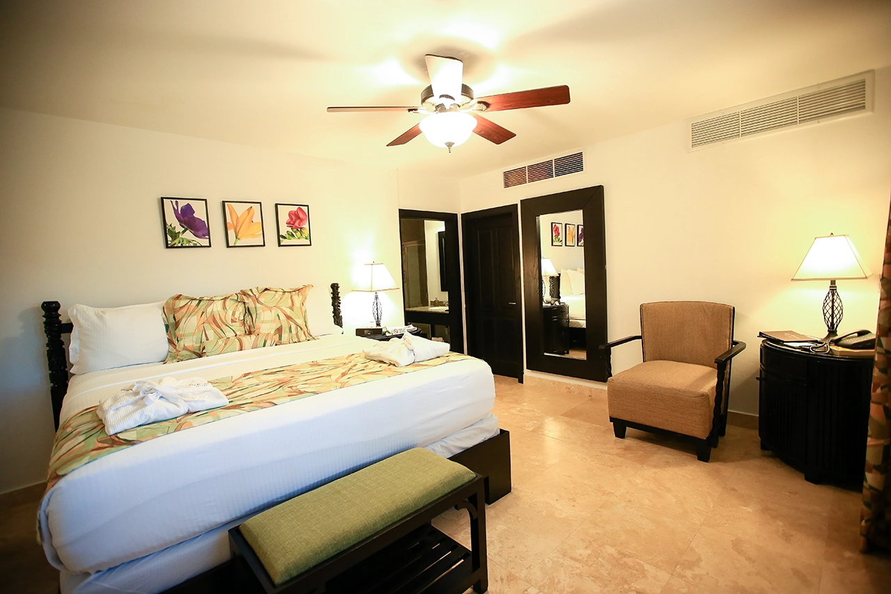 Las Terrazas Belize Resort